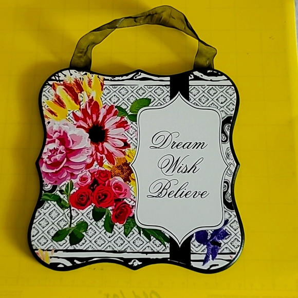 Accents | Dream Wish Believe Floral Wood Wall Plaque | Poshmark